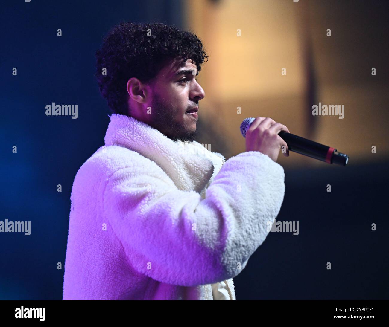 LONDON, ENGLAND: 19th October 2024: Amin Davis performs at the Global ...
