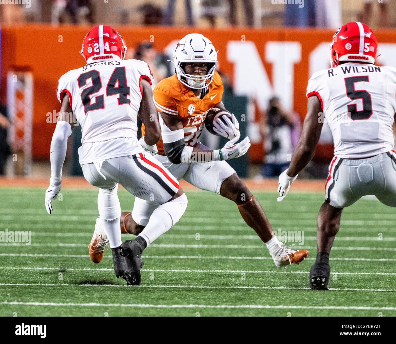 Oct 19, 2024.Quintrevion Wisner #26 of the Texas Longhorns in action vs ...