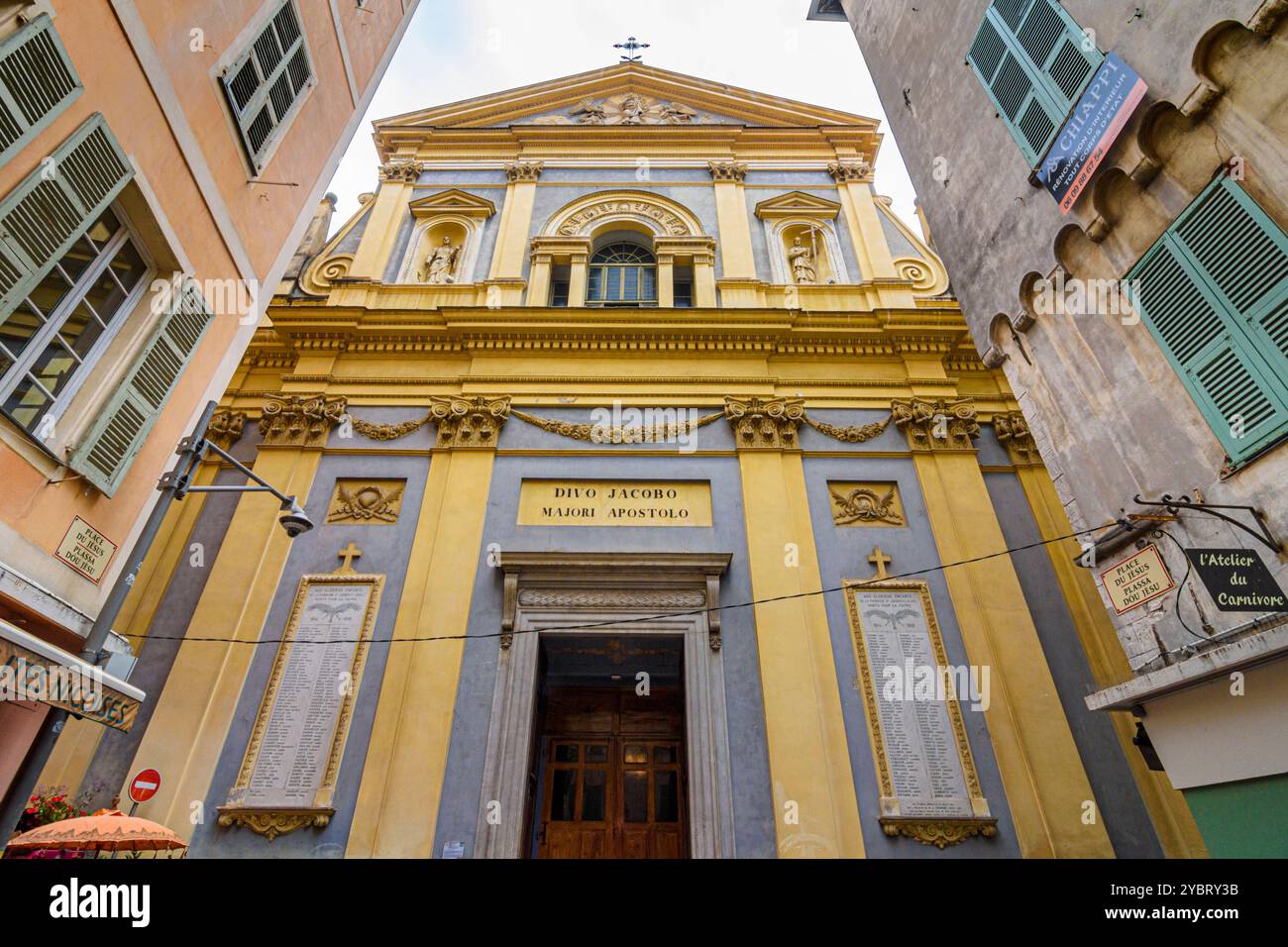 Looking up at the 17th century Église Saint-Jacques-le-Majeur de Nice ...