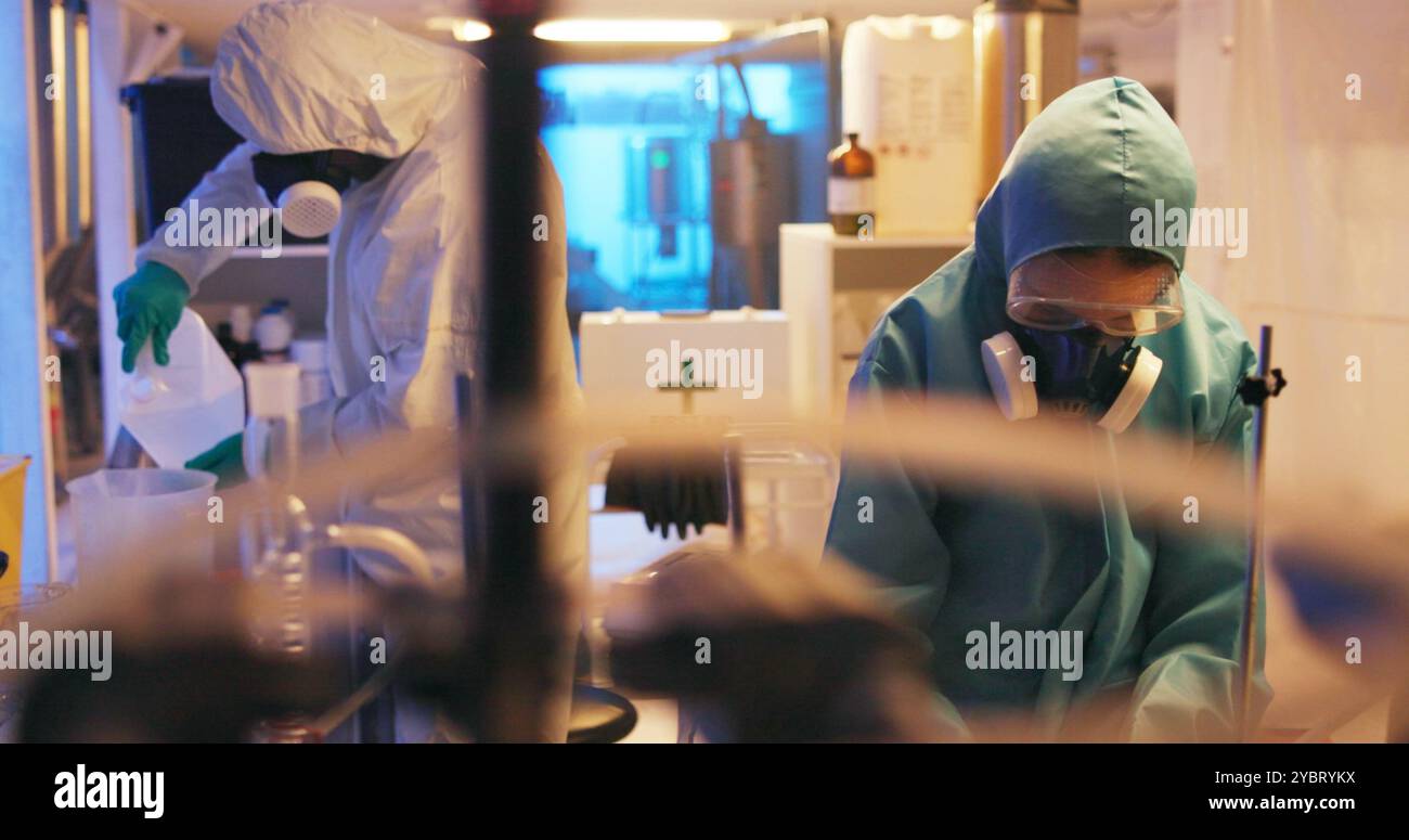 Meth lab equipment hi-res stock photography and images - Alamy
