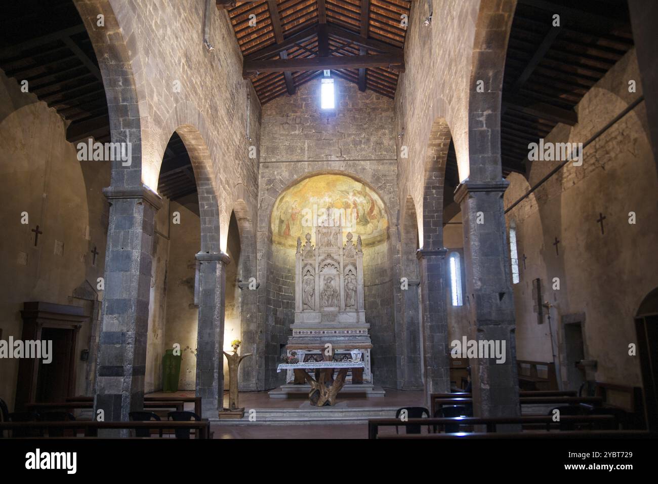 Altar in the Catholic church in the Romanesque style Stock Photo - Alamy