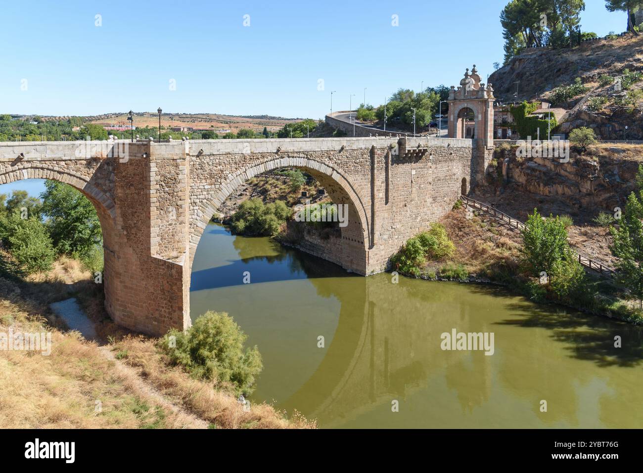 Alcántara bridge tejo river hi-res stock photography and images - Alamy
