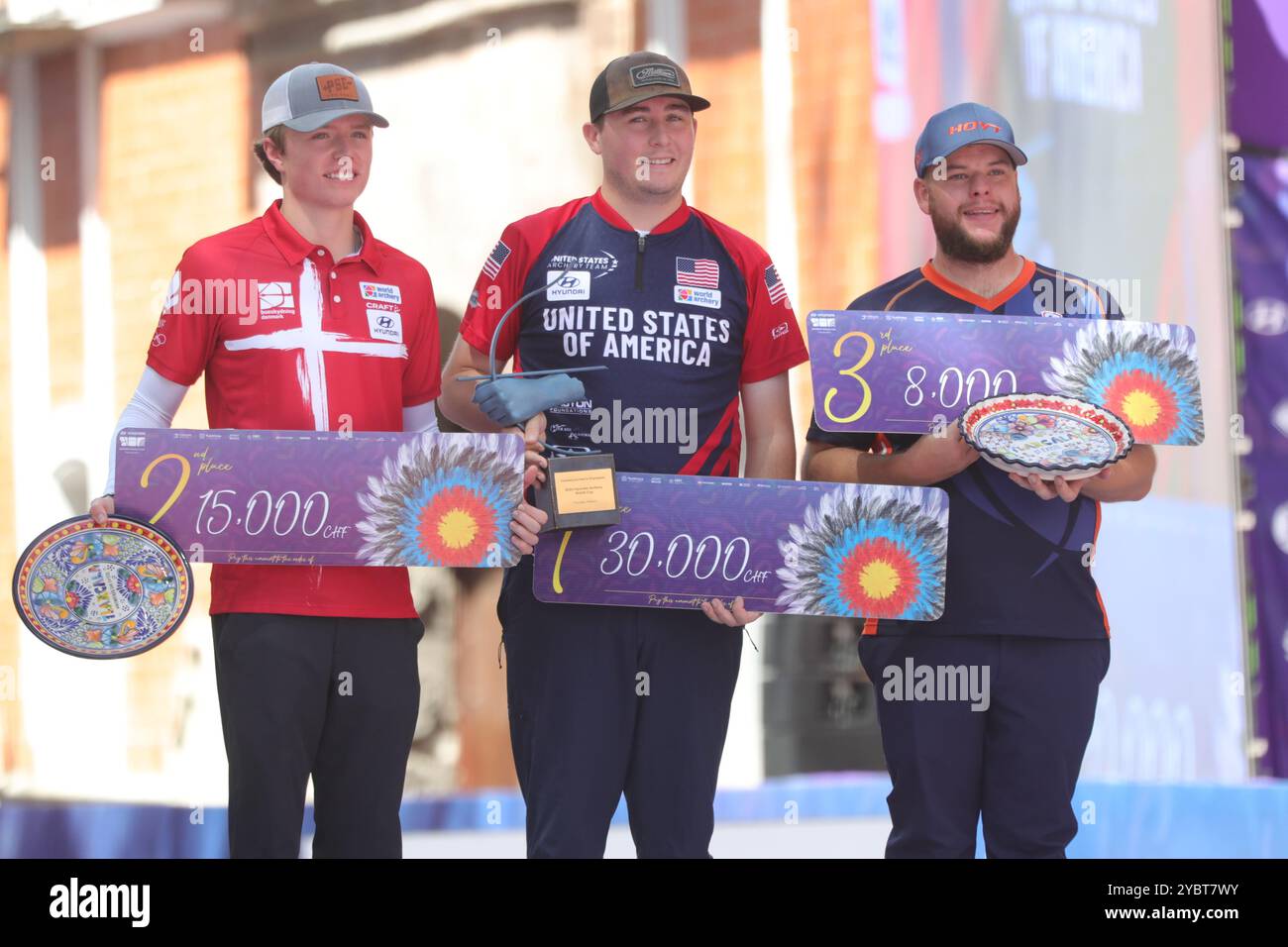 Tlaxcala, Ciudad de Mexico, Mexico. 19th Oct, 2024. (L-R) Silver ...