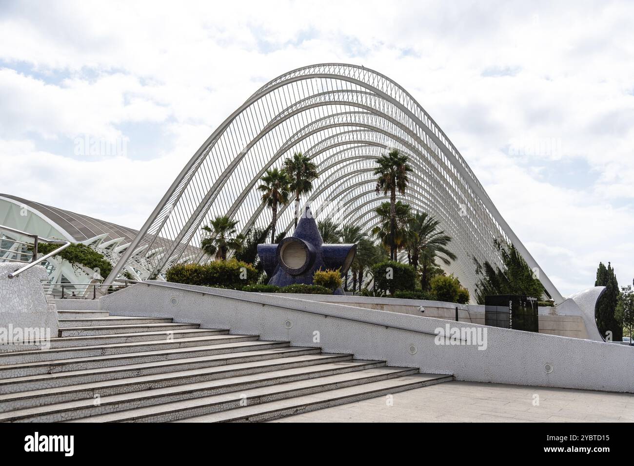 Santiago calatrava portrait hi-res stock photography and images - Alamy