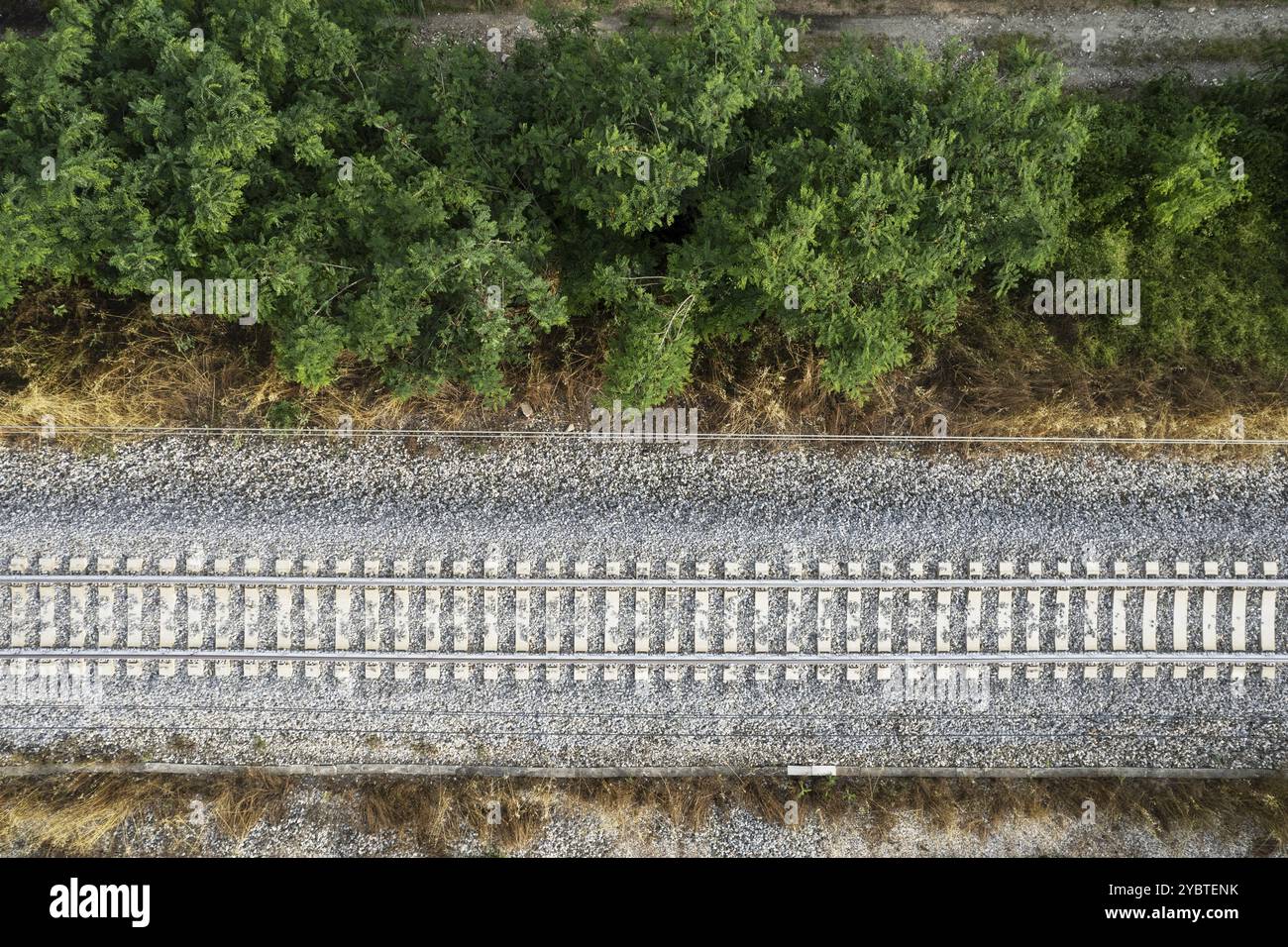 Empty railroad top view hi-res stock photography and images - Alamy