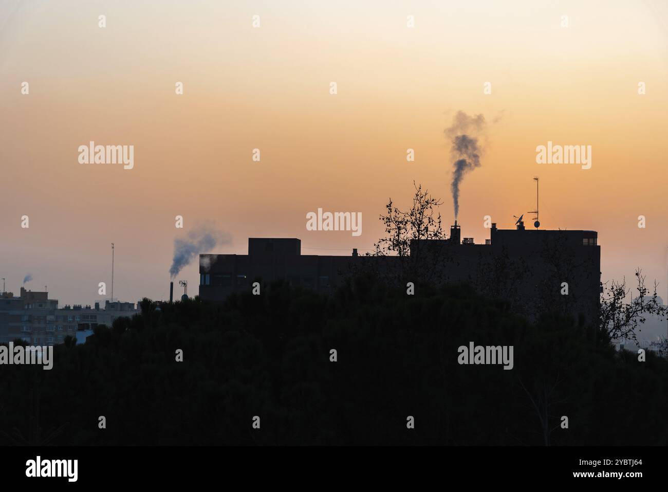Urban landscape in smoke hi-res stock photography and images - Alamy