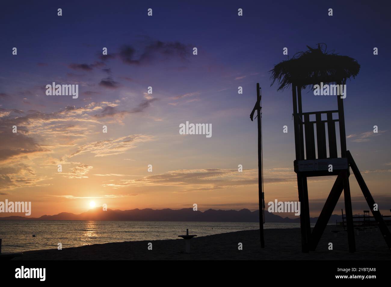 Point of observation and control for the rescue at sea during the ...