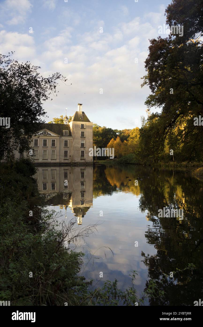 Village warmond hi-res stock photography and images - Alamy