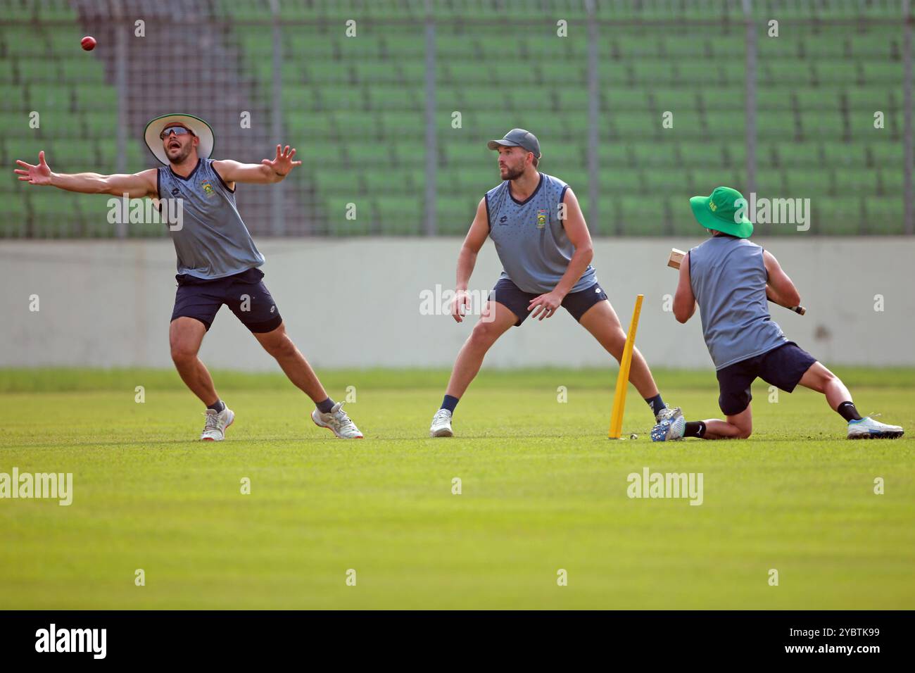 South Africa Team attends practice session at the Sher-e-Bangla ...