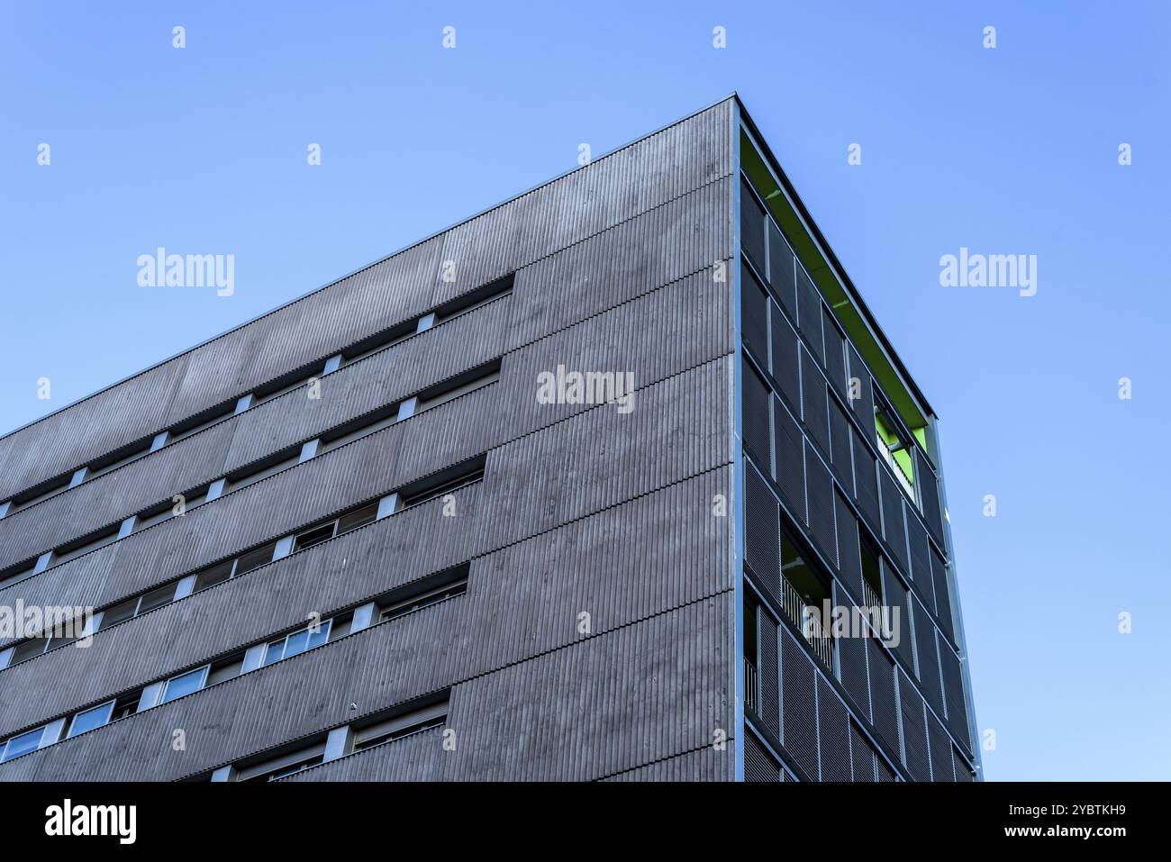 Building area frontage hi-res stock photography and images - Alamy