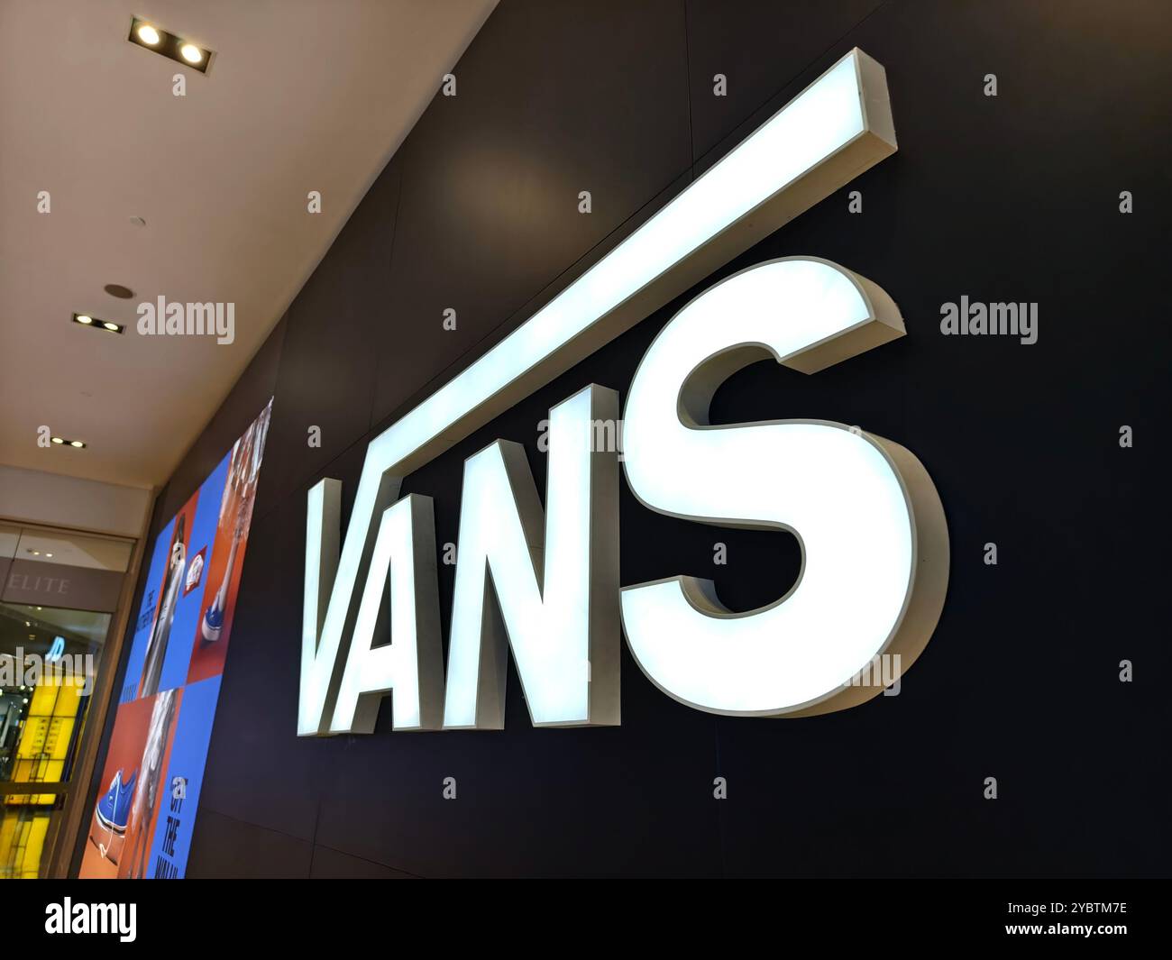 KUALA LUMPUR, MALAYSIA - AUGUST 28, 2024: Vans brand retail shop in the ...