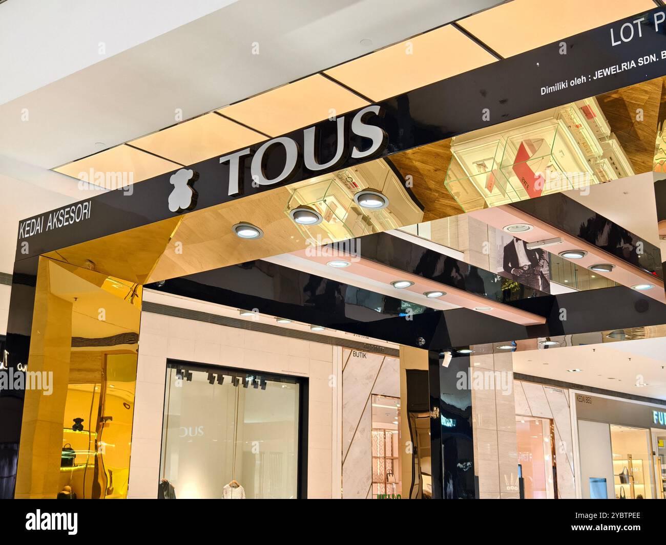 KUALA LUMPUR, MALAYSIA - AUGUST 28, 2024: Tous brand retail shop in the ...