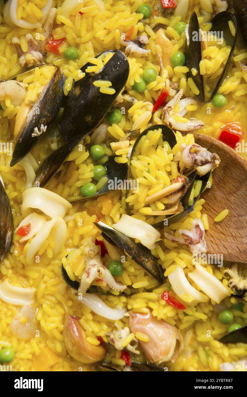 Presentation of a dish of Spain, paella being cooked Stock Photo - Alamy