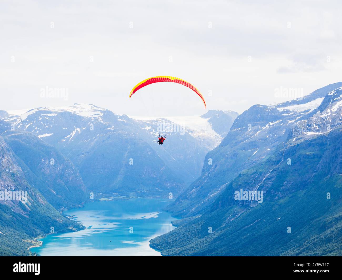 Exhilarating paragliding adventure in Norway's scenic mountain ...