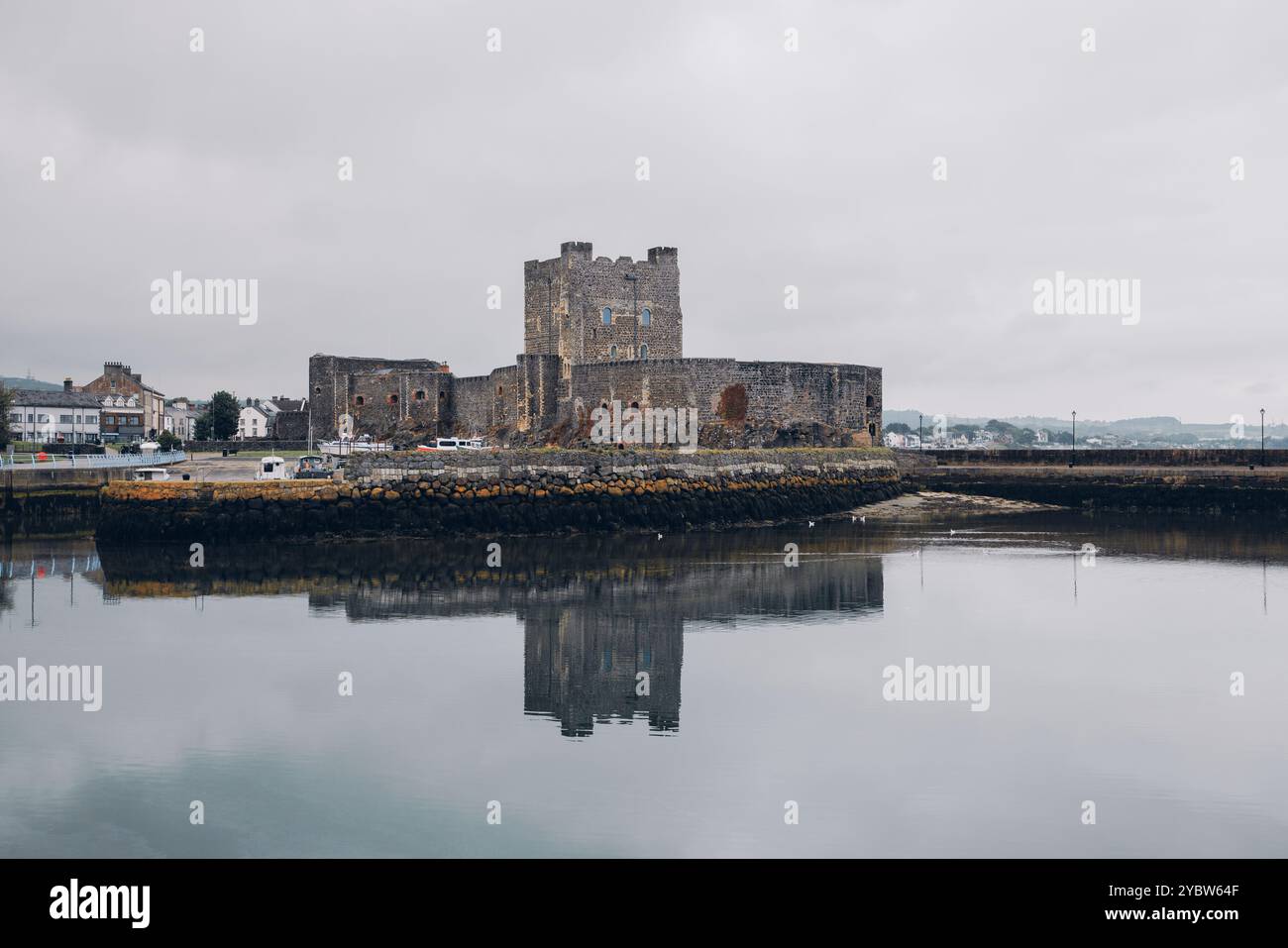 Desaturated color palette hi-res stock photography and images - Alamy