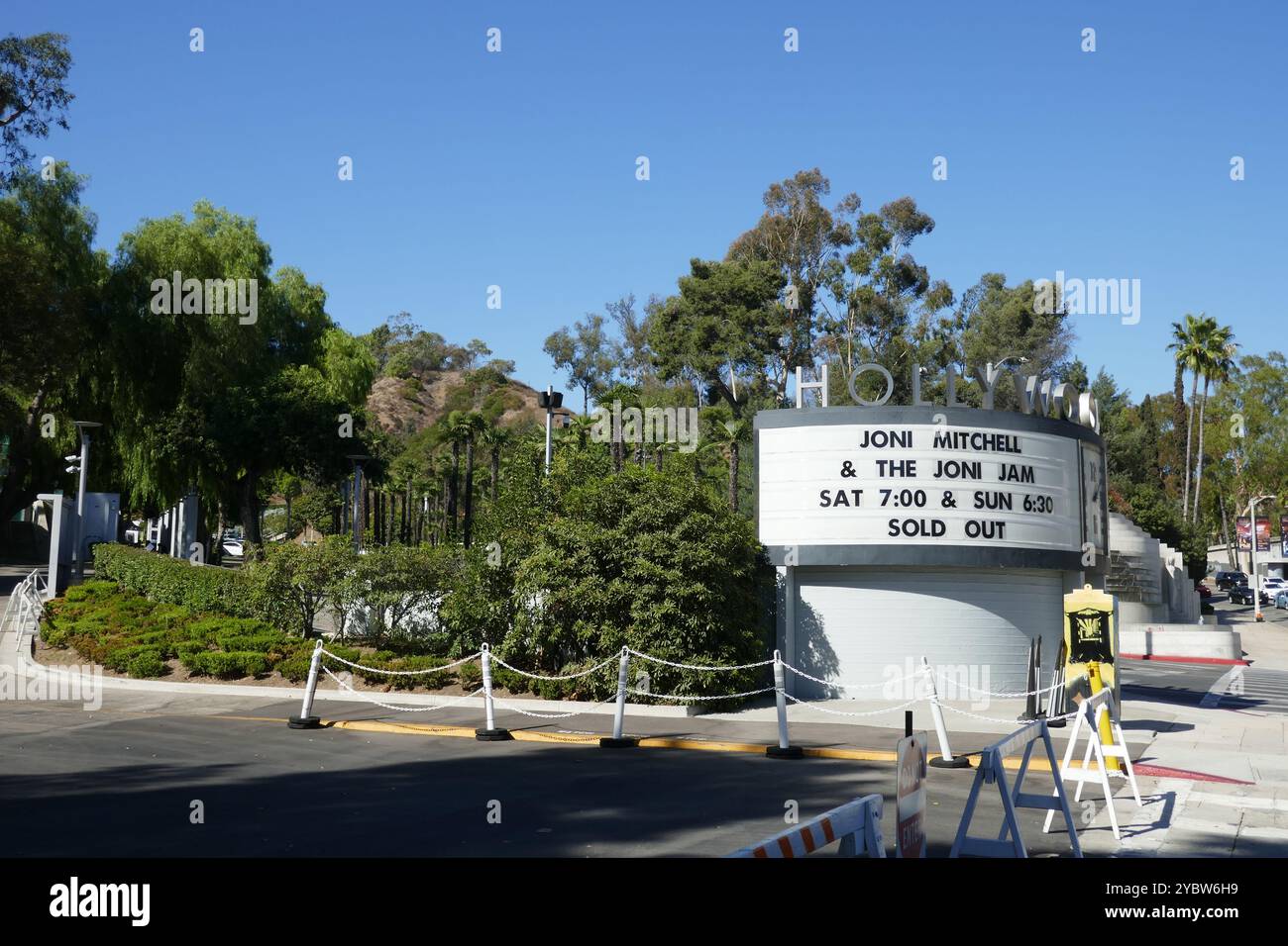 Los Angeles, California, USA 19th October 2024 Jon I Mitchell and the ...