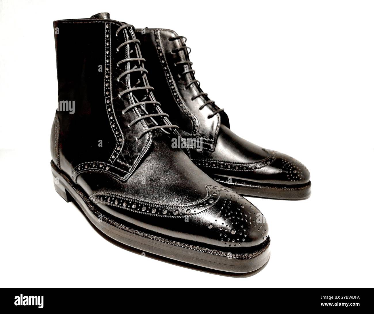 Premium British Handmade Bespoke Black wingtip combat boots 8 holes ...