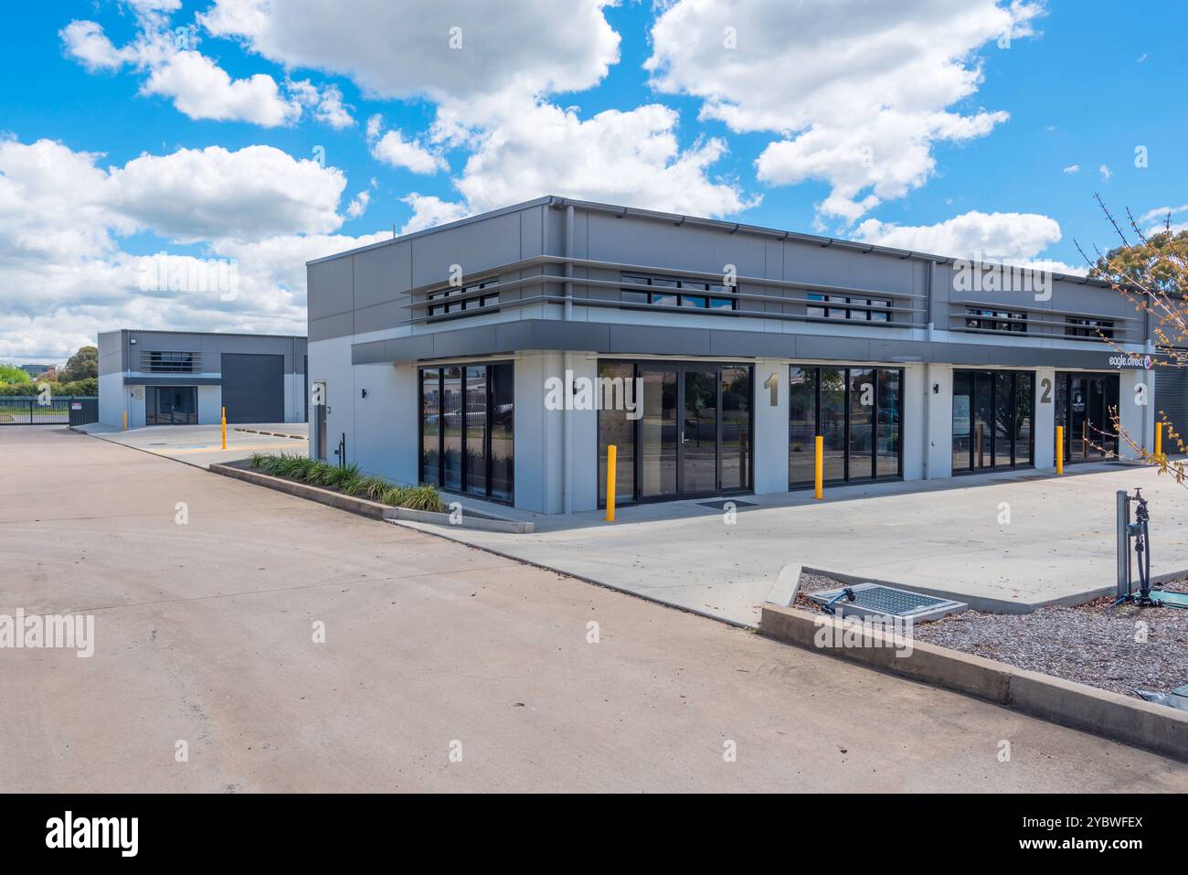 Regional commercial warehouse space hi-res stock photography and images ...