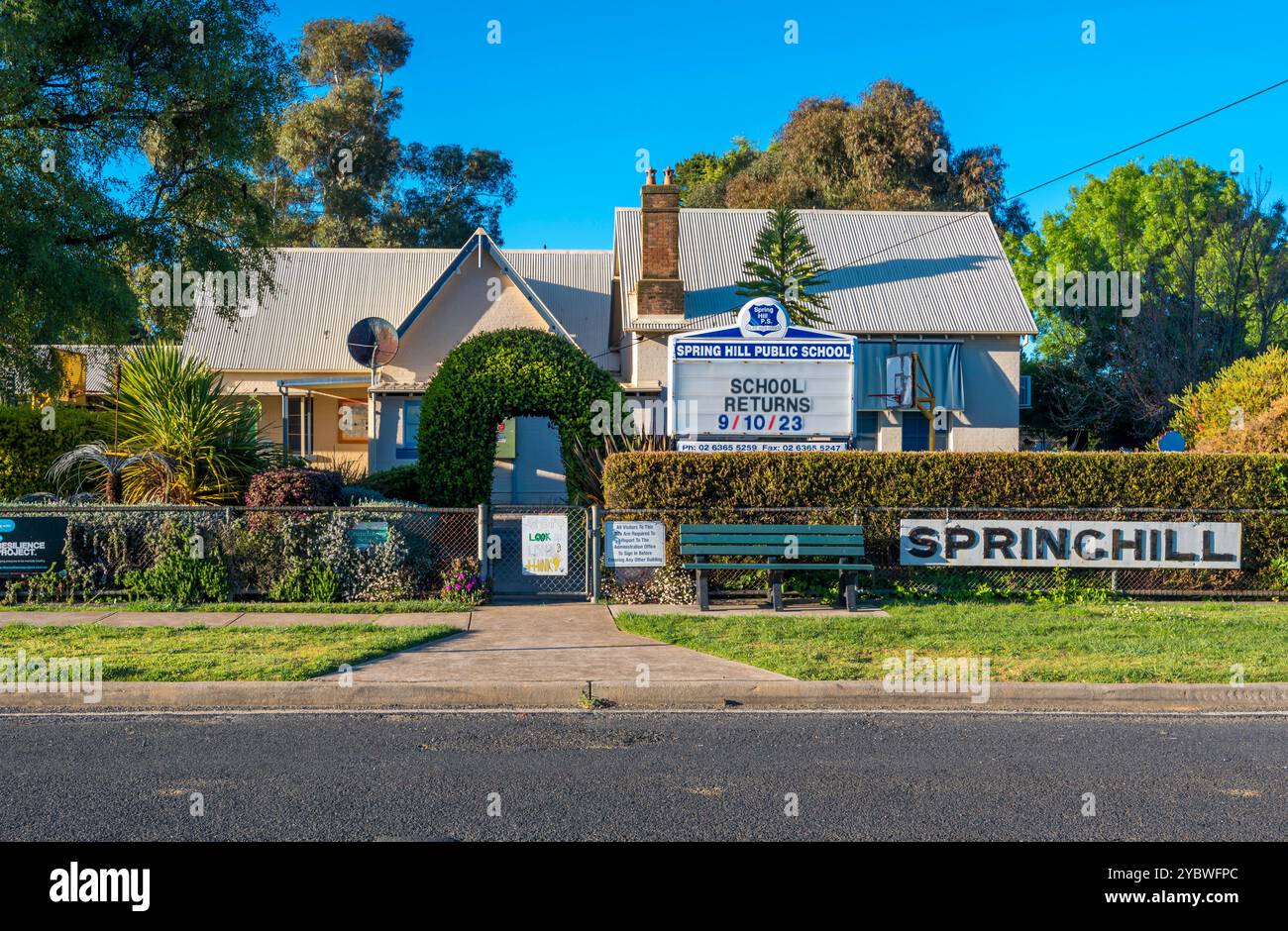 Spring hill primary school hi-res stock photography and images - Alamy