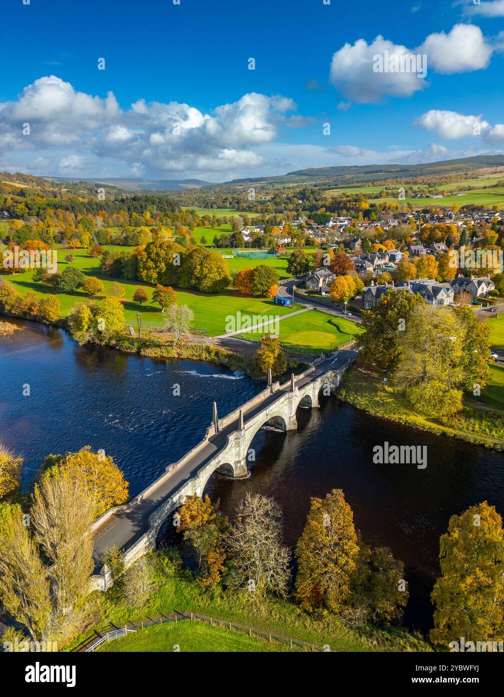 Aberfeldy village hi-res stock photography and images - Alamy