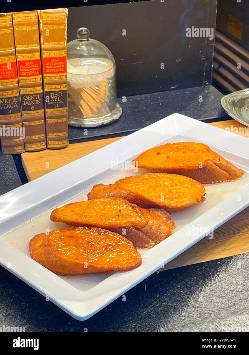 Torrijas, traditional Holy Week sweet. Spain Stock Photo - Alamy