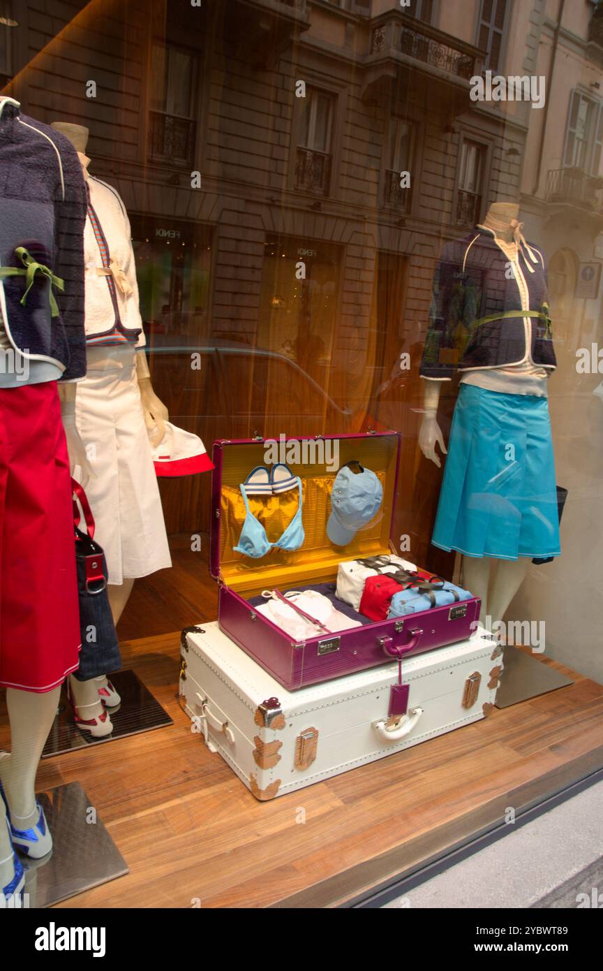 Designer clothing in shop window in Milan, Italy Stock Photo - Alamy
