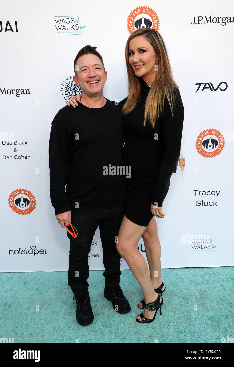 Andrea faustino and david faustino hi-res stock photography and images ...