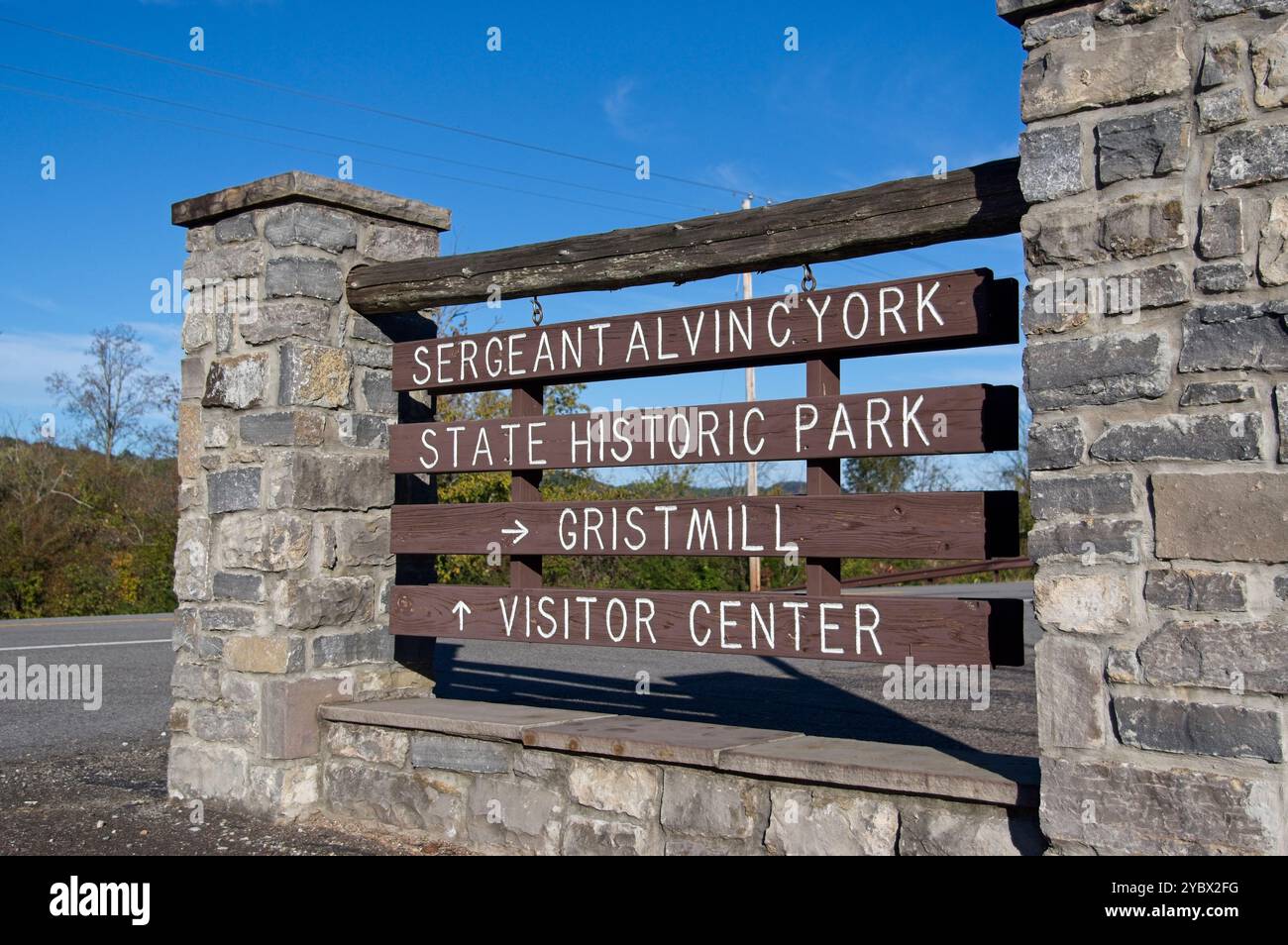 Tennessee State Park sign for Alvin C York Historic Park Stock Photo ...