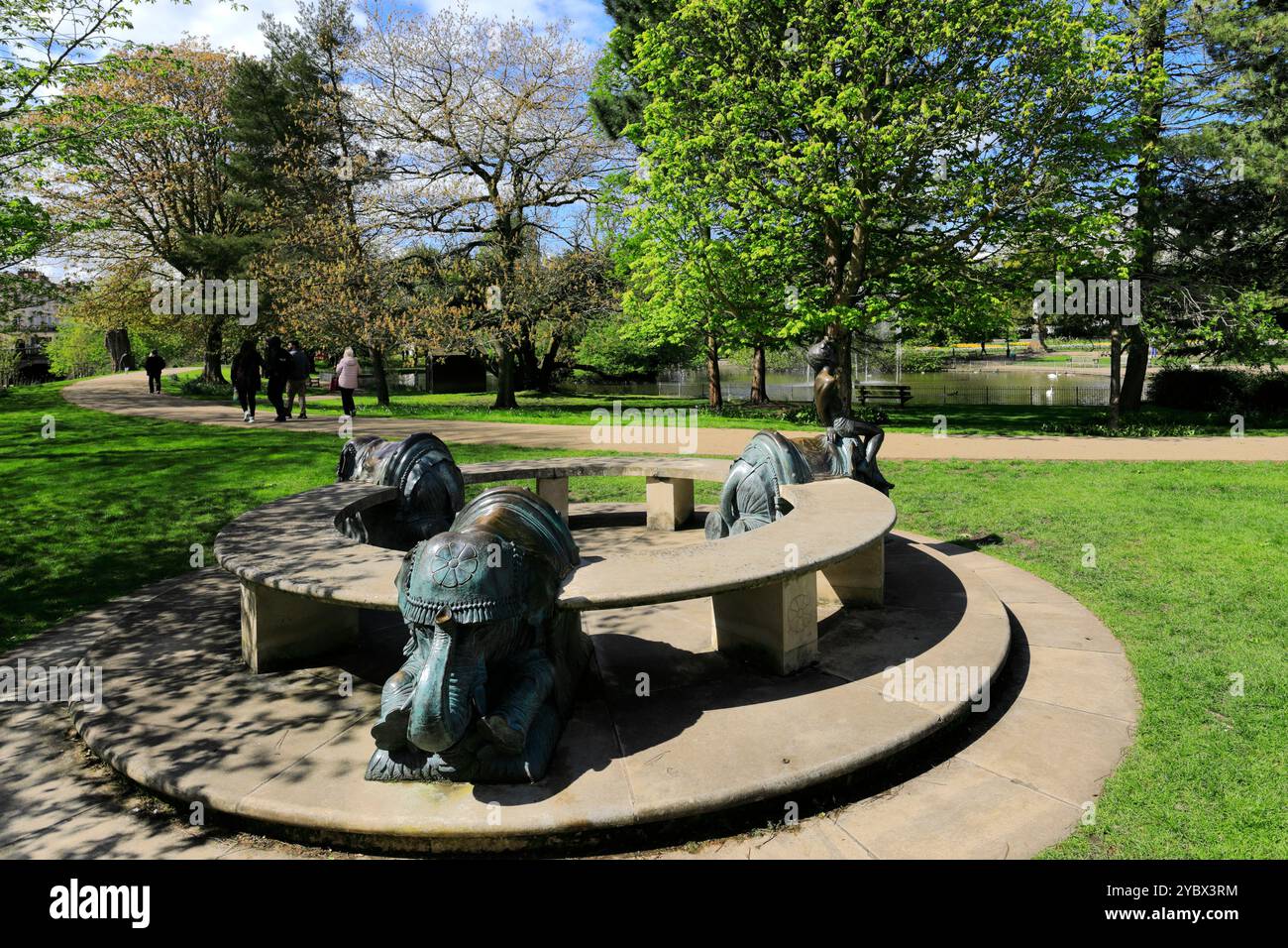 The Circular Three Elephant Seat in Jephson Gardens, Royal Leamington ...