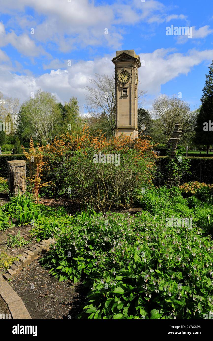The Clock Tower memorial in Jephson Gardens, Royal Leamington Spa ...
