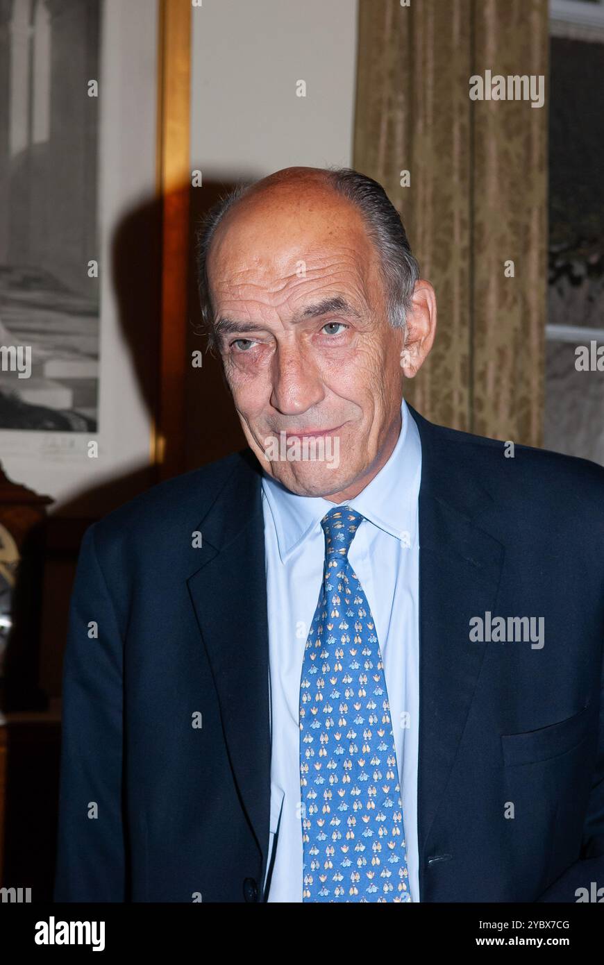 Commander in chief land command hi-res stock photography and images - Alamy