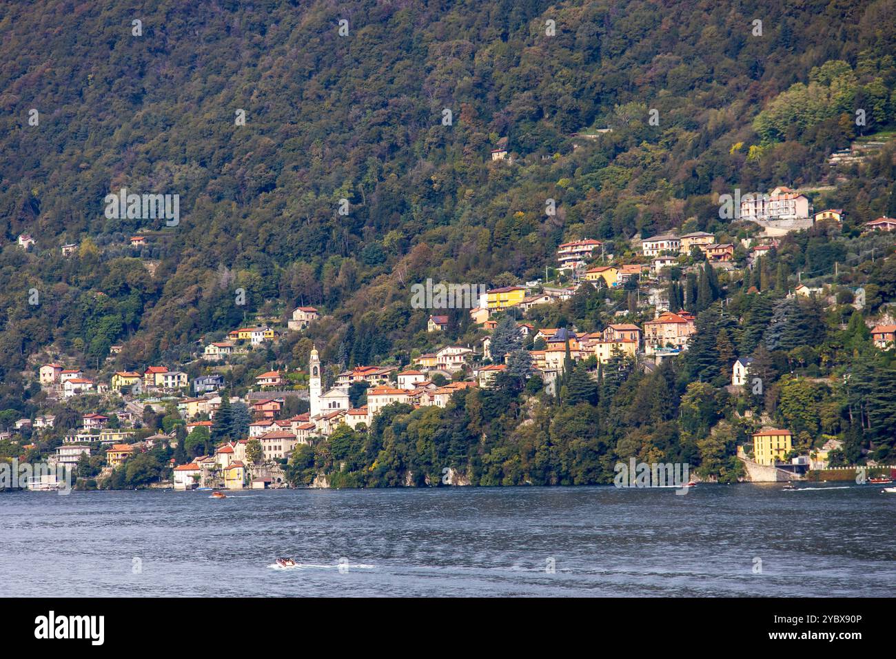 Lake Como landscape in full daylight Stock Photo - Alamy