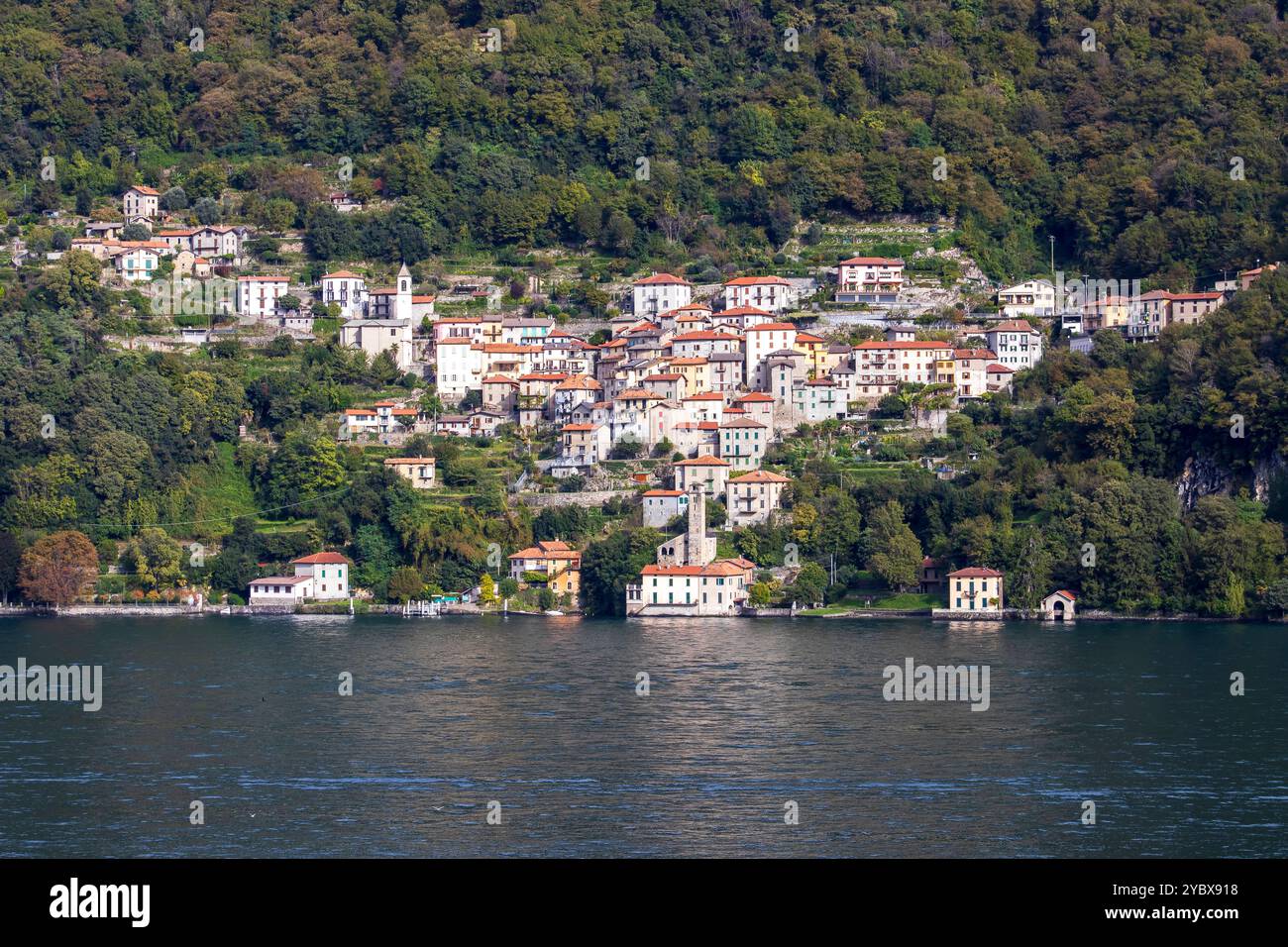 Lake Como landscape in full daylight Stock Photo - Alamy