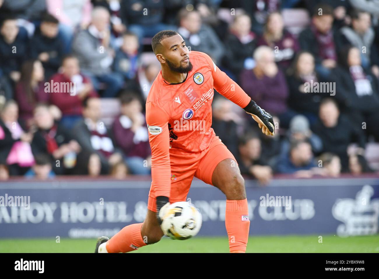 St mirren goalkeeper ellery balcombe hi-res stock photography and ...