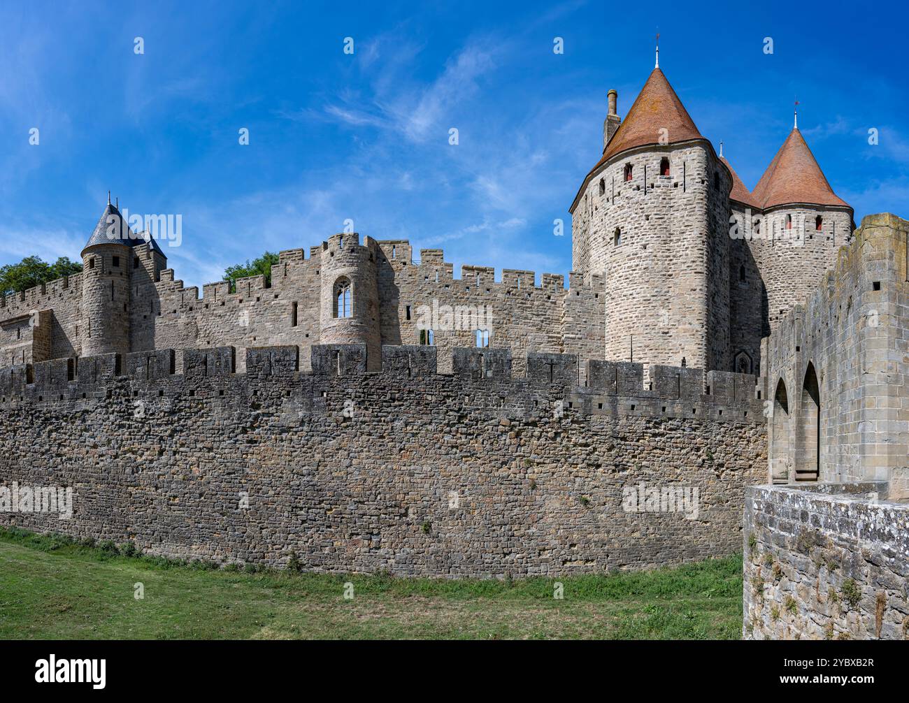 Fortified city carcassonne ramparts hi-res stock photography and images ...