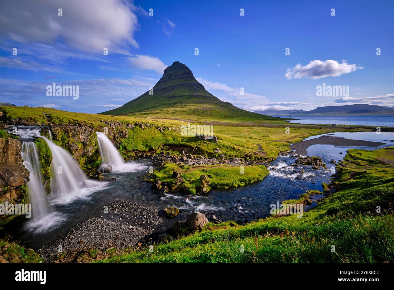 Iceland, Vesturland, Snaefellsnes peninsula, Grundarfjordur ...