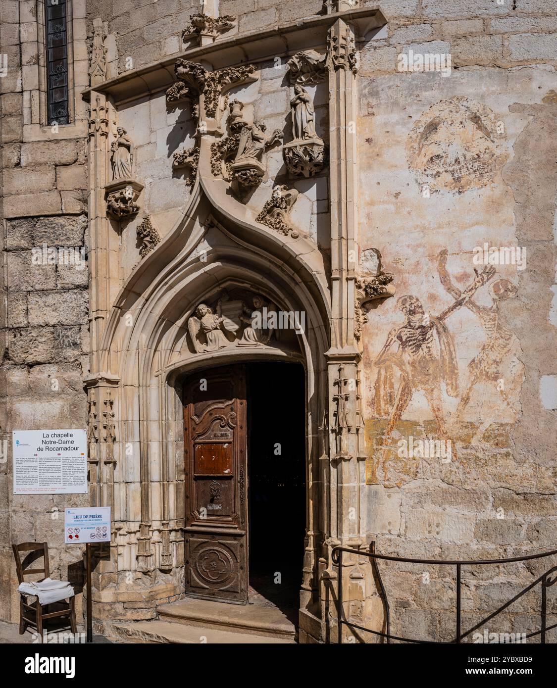 Rocamadour lot department france hi-res stock photography and images ...