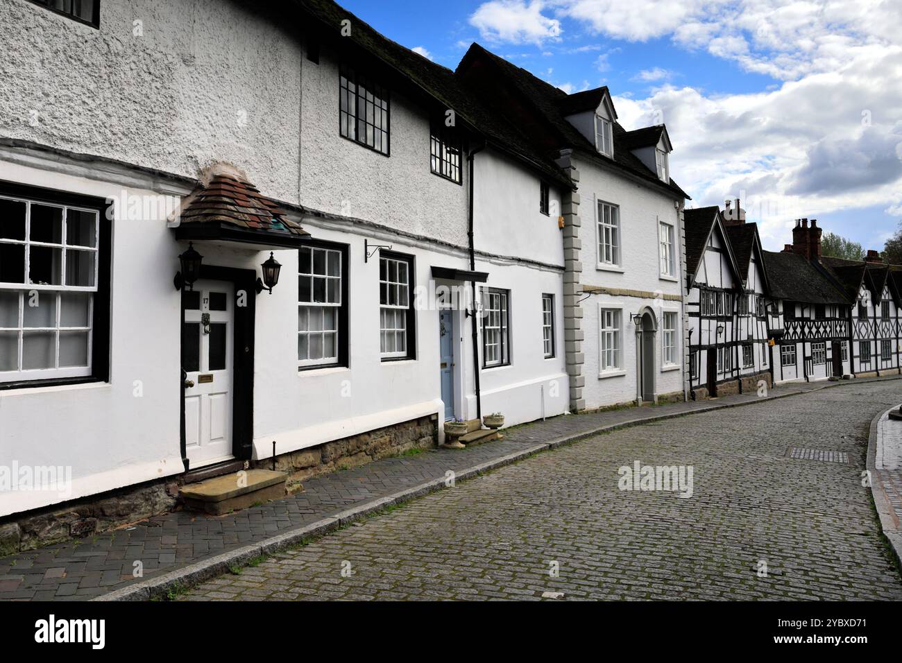 15th and 16th century buildings along Mill street, Warwick town ...