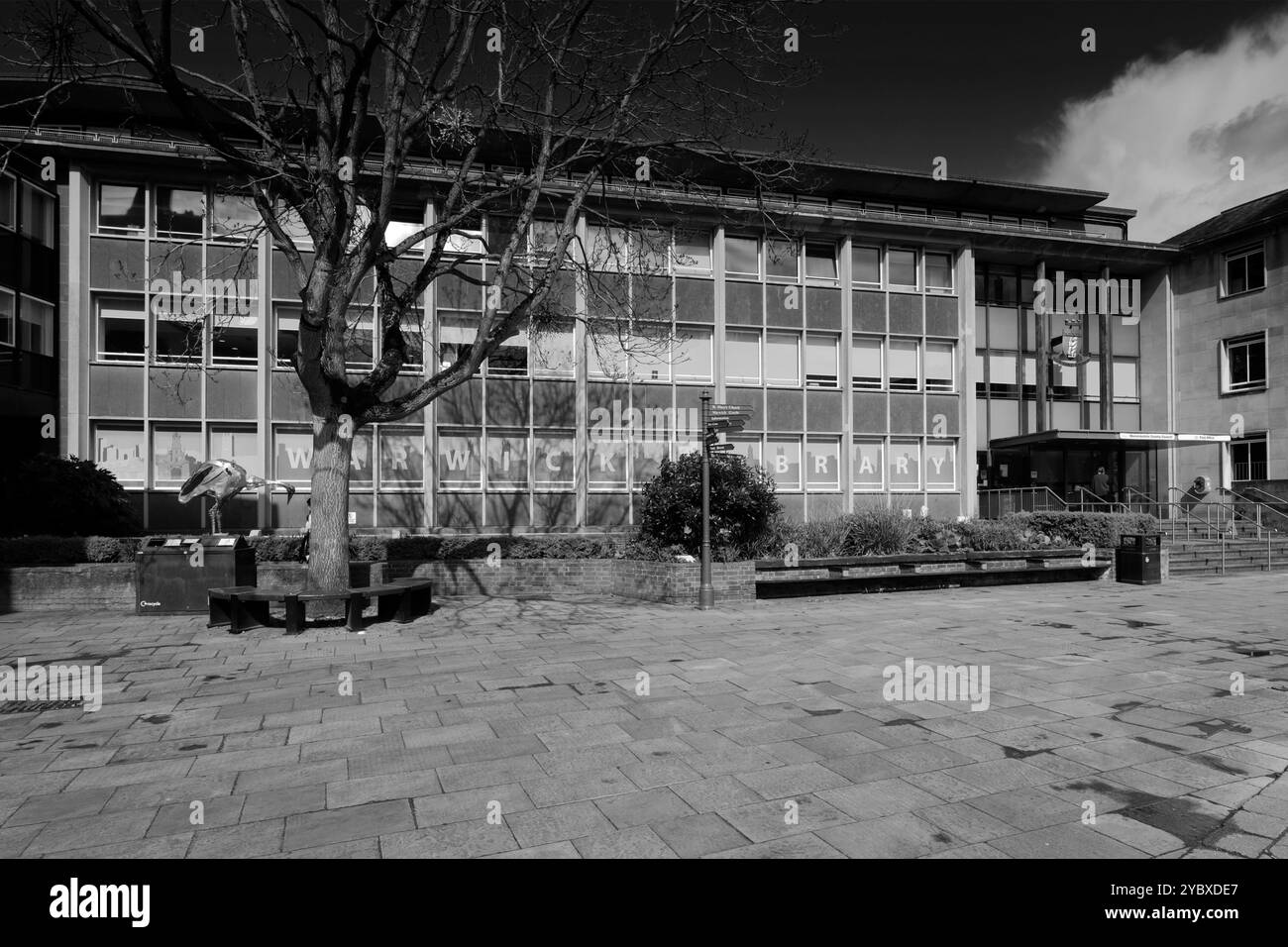 The Heron Sculpture Fountain outside the Warwick Library and ...