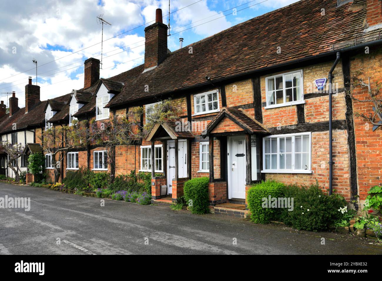 Wisteria covered Cottages along Bridge End street, Warwick town ...