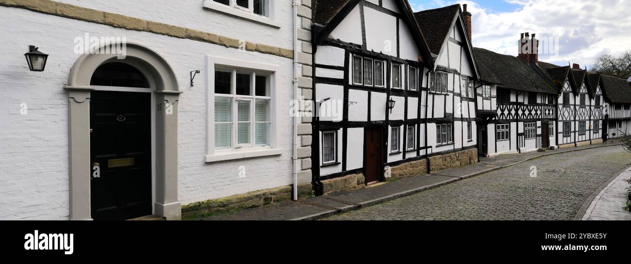 15th and 16th century buildings along Mill street, Warwick town ...