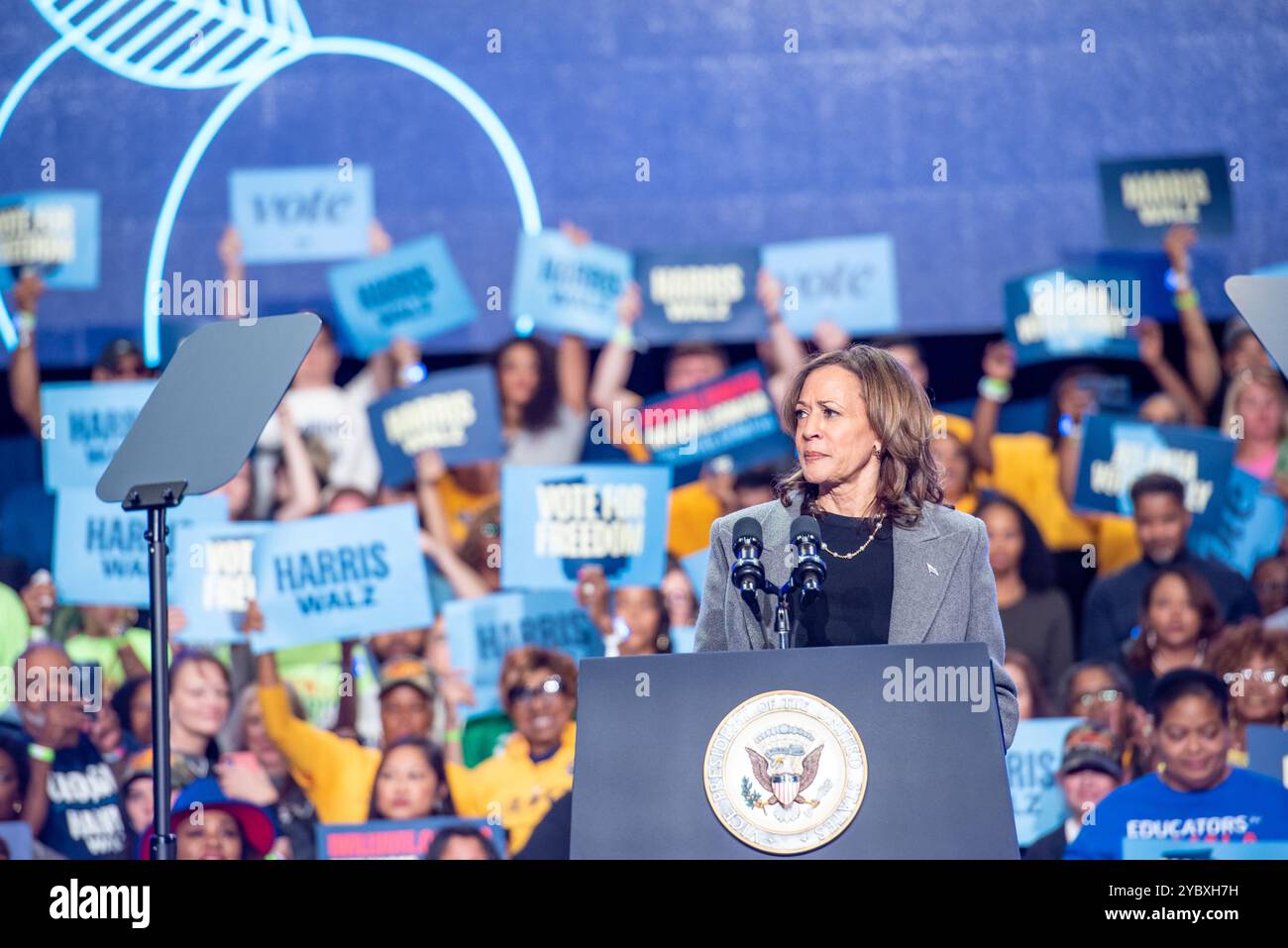 Atlanta, United States Of America. 19th Oct, 2024. United States Vice ...