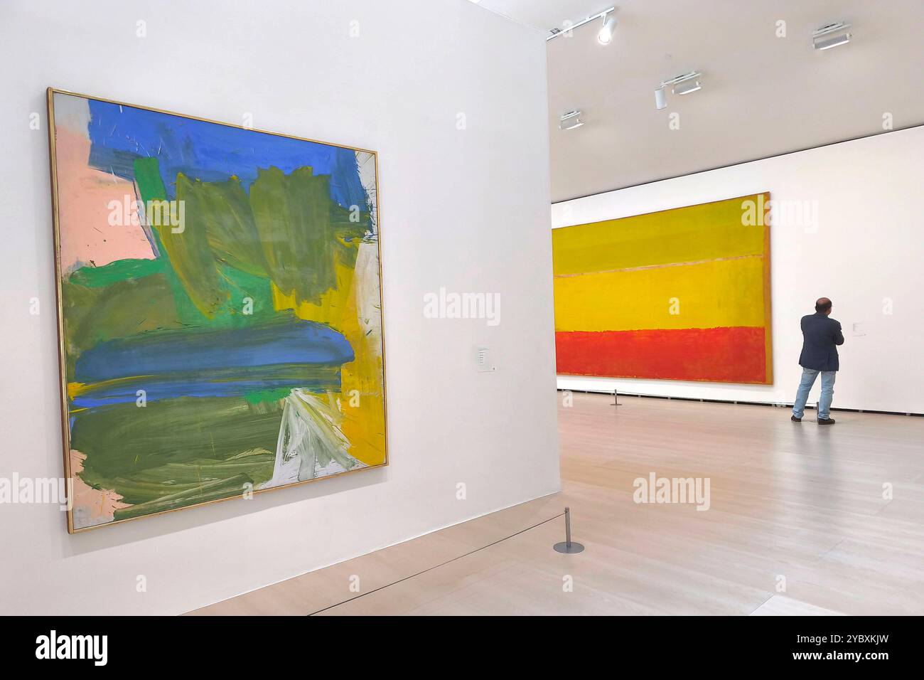 Bilbao 11.10.2024 Abstrakte Wandgemälde der US - Künstlers Mark Rothko ...