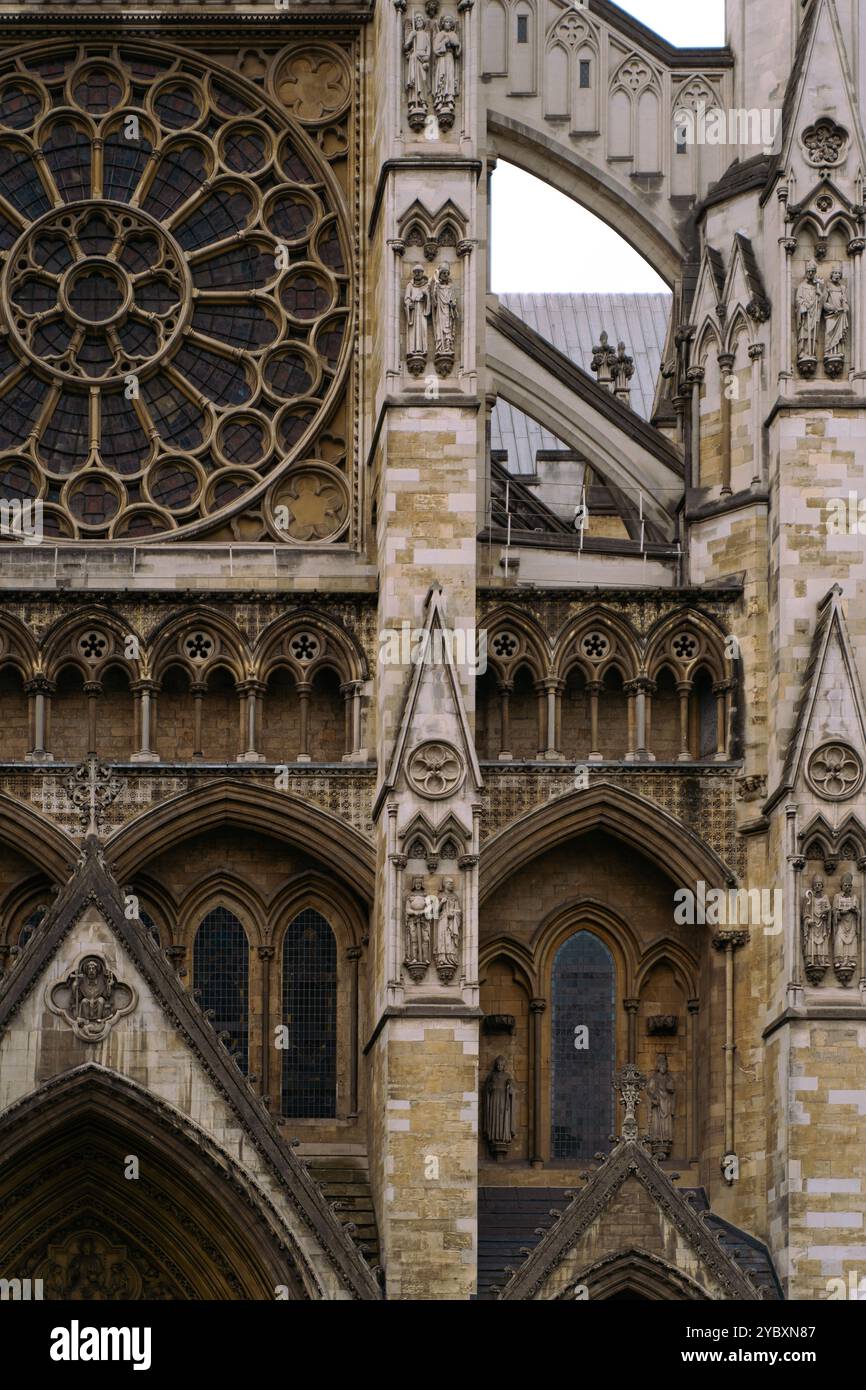 Gothic Cathedral Facade with Rose Window and Detailed Stone Sculptures ...