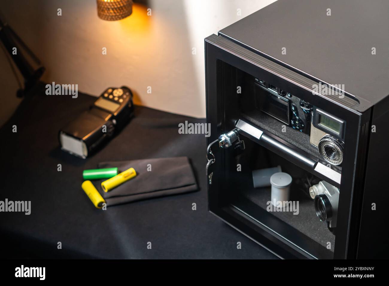 Batteries on an office table hi-res stock photography and images - Alamy