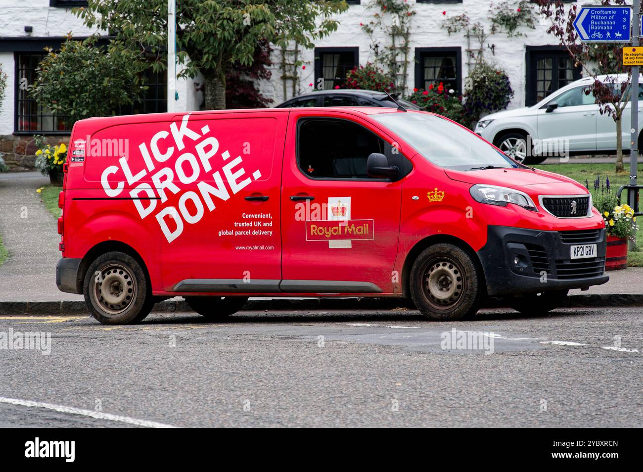 Digital advertising van uk hi-res stock photography and images - Alamy