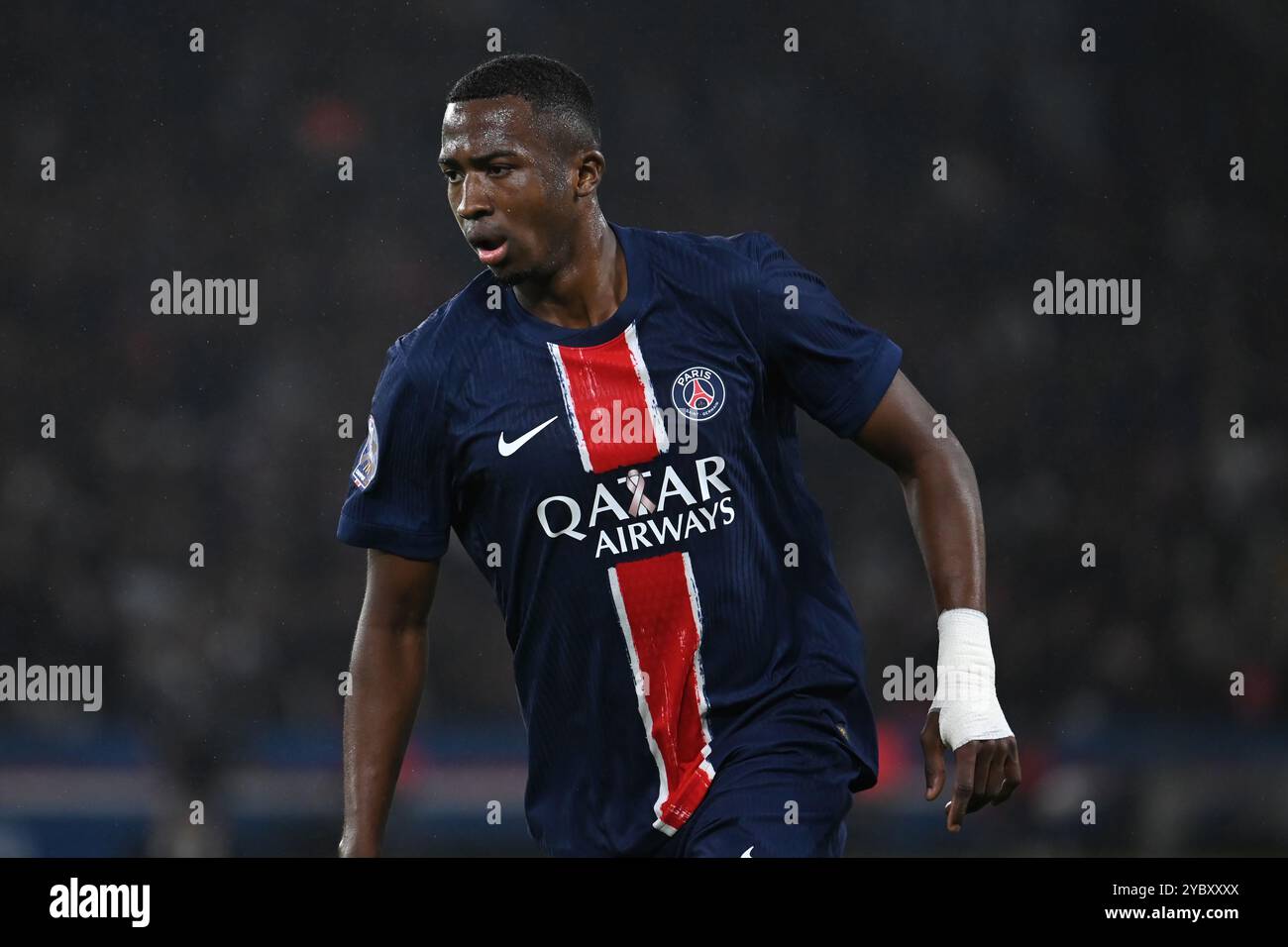 William pacho of psg hi-res stock photography and images - Alamy