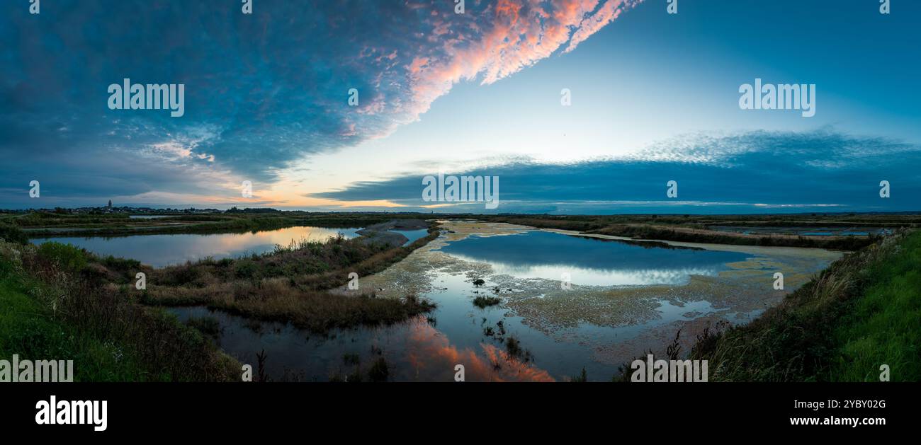 Mirror reflection over salt marshes hi-res stock photography and images ...