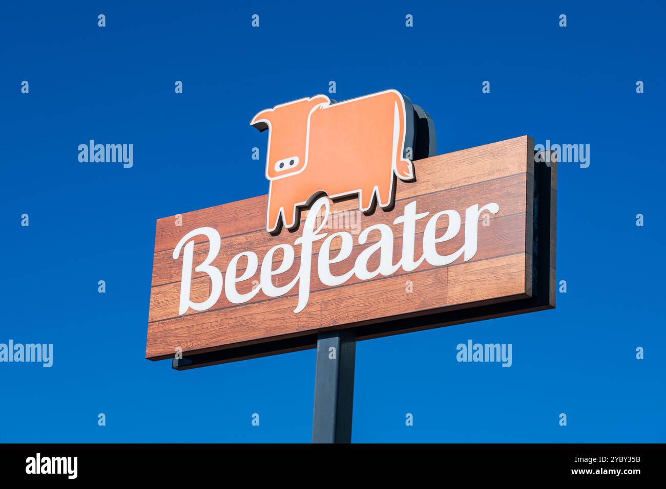 Beefeater Restaurant Logo