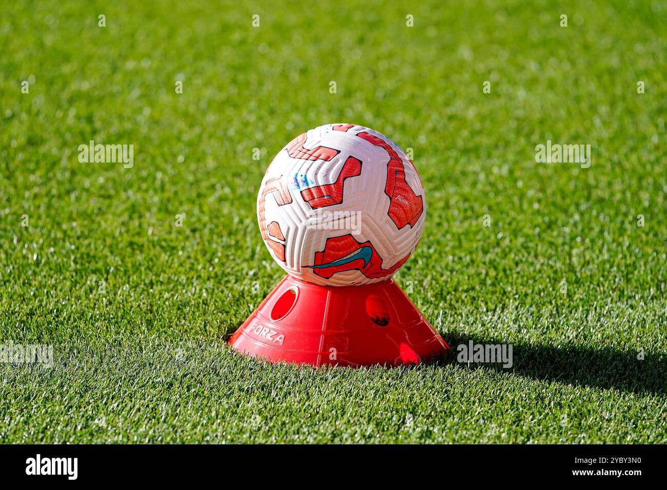 2025 crystal ball hi-res stock photography and images - Alamy